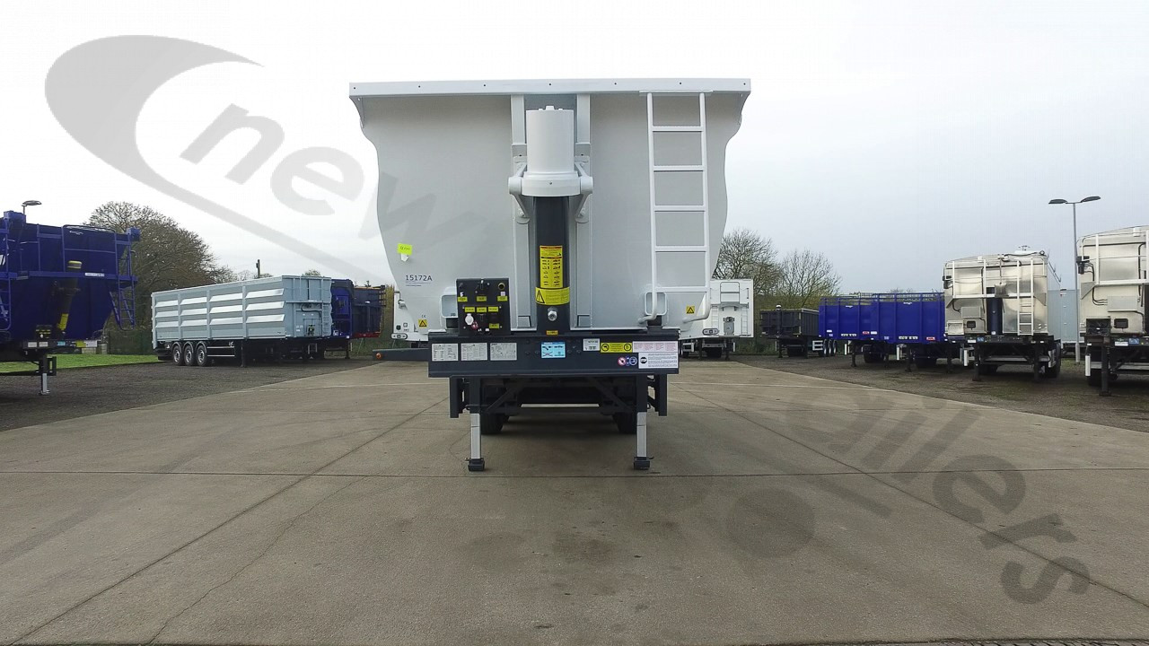 New 2021 STAS Aggregate Tipping Trailer